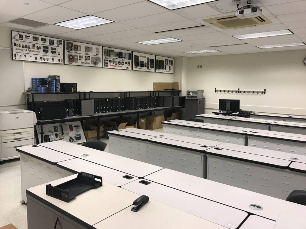 Hybrid Computing Lab - GVSU College of Computing - Grand Valley State ...